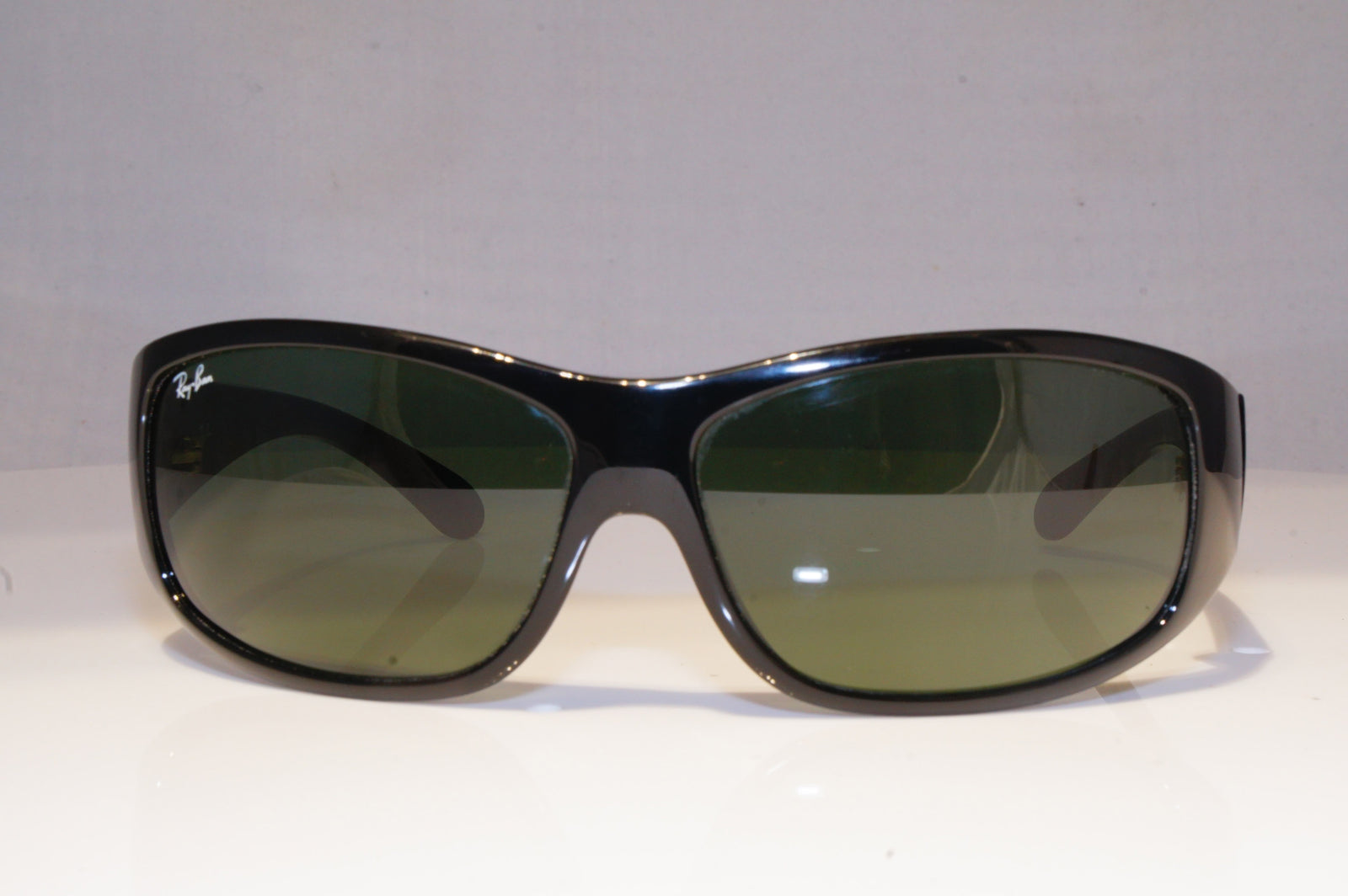 RAY-BAN Mens Vintage 1990 Designer Sunglasses Black Rectangle RB 4110 ...
